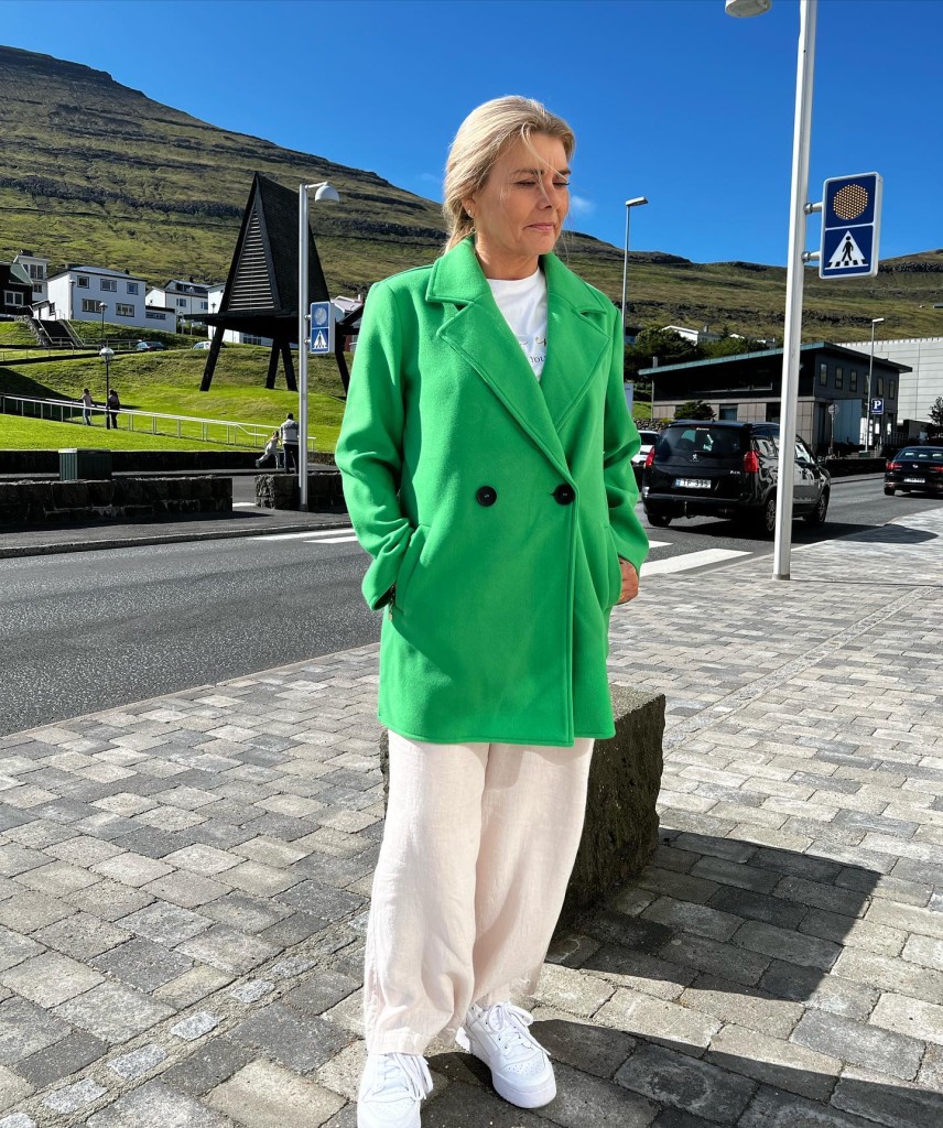 ONLWEMBLEY L/S LOOS JACKET - Latara